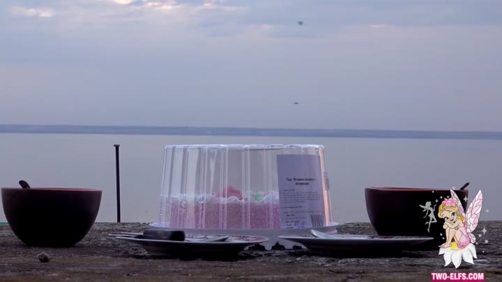 Download Two Elfs com video085